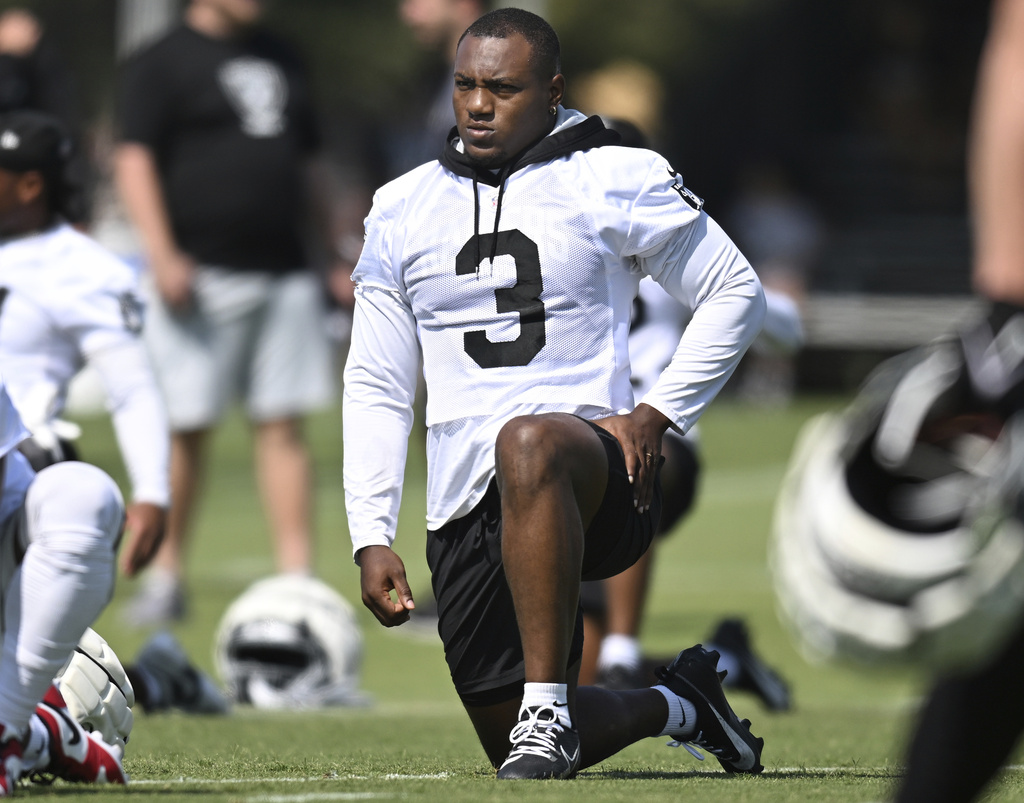 Raiders’ White gets chance to show he can be lead running back over ...